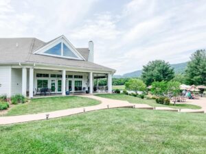 The 10 Best Wineries Near Charlottesville, VA (2024)