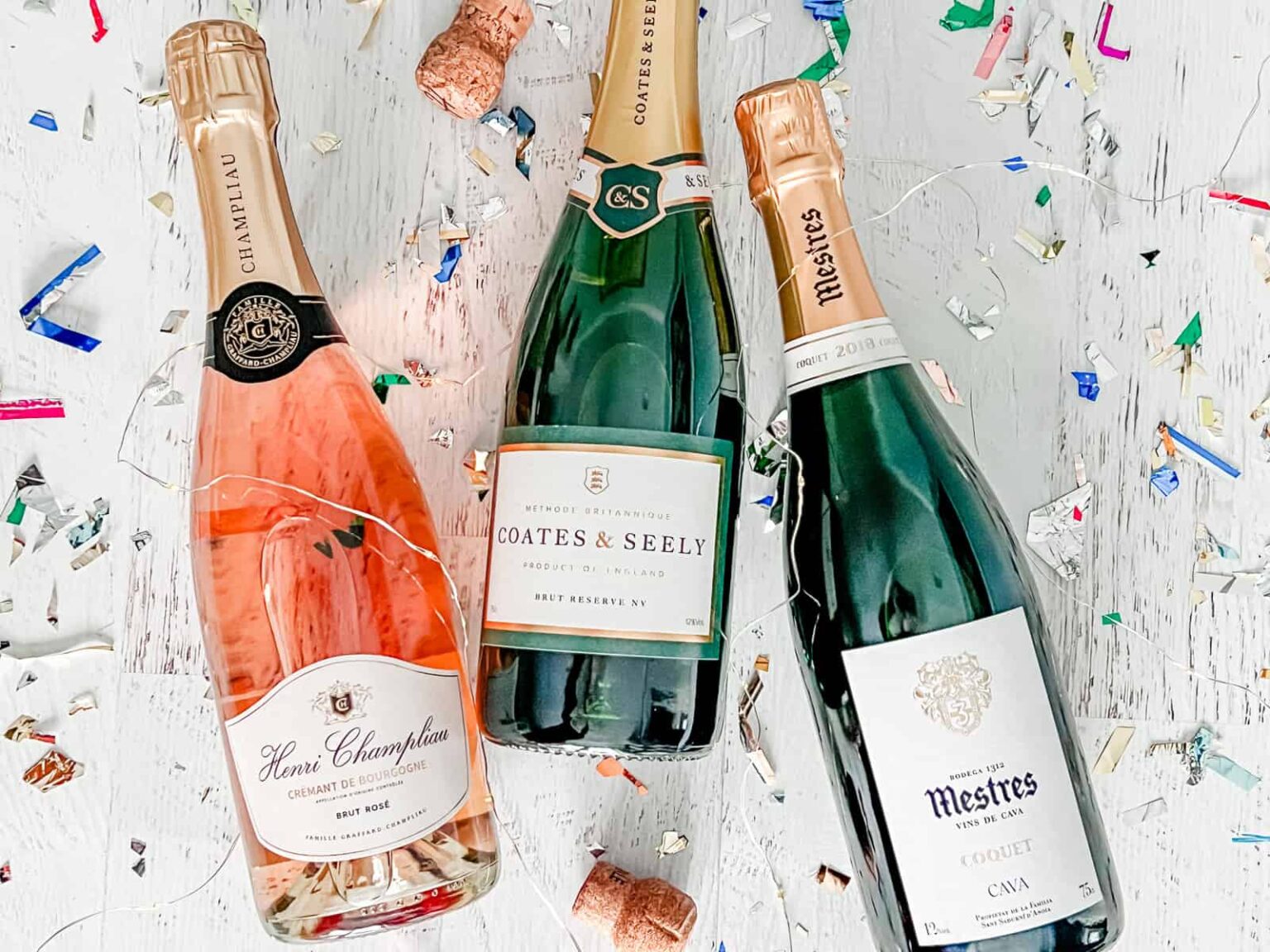 8 Best Champagne Alternatives (Sparkling Wine Guide)